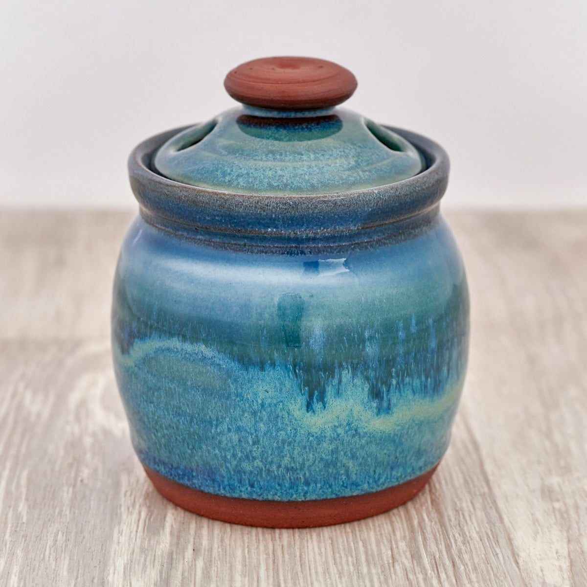 Garlic pot, hand made pottery, the perfect gift for foodies. – Rupert ...